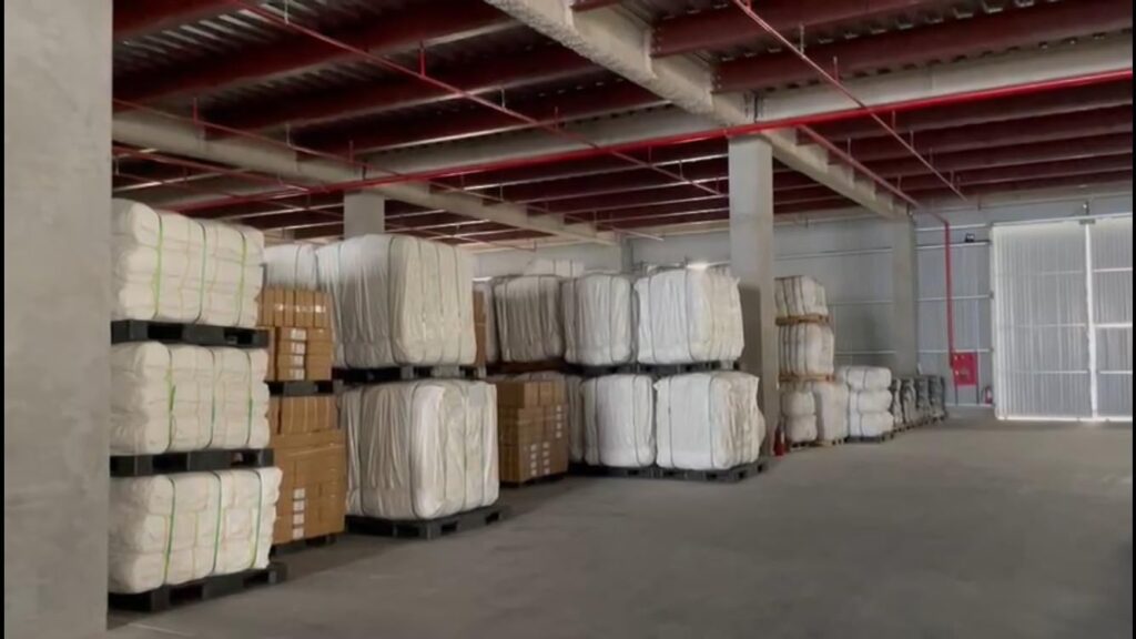 Top Input Spout, Bottom Spout - Super Sacks, Bulk Bags, Big Bags